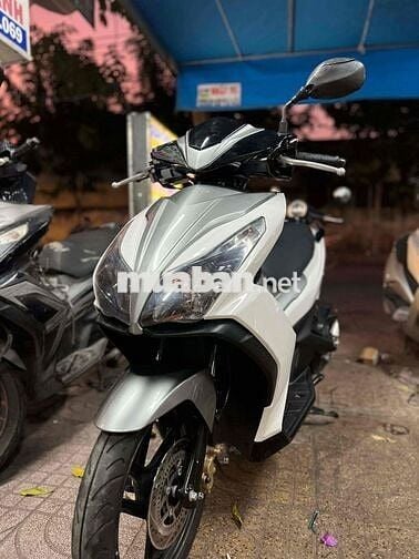 Honda Air Blade 2015 Trắng bạc - Muaban.net