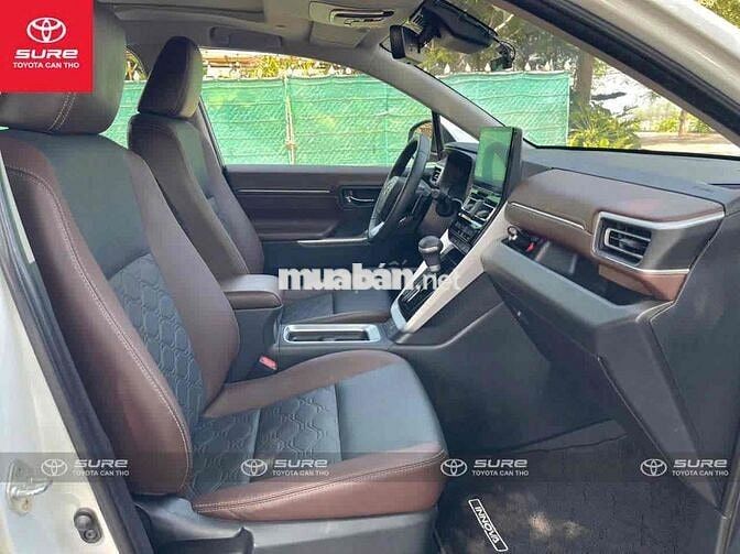 Toyota Innova Cross Hybrid 2023 siêu lướt - Muaban.net