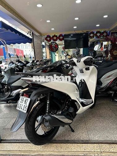 SH 150i ABS + HSTC 2020 Trắng Đen BSTP Chính Chủ - Muaban.net