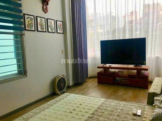 Cho thuê cửa hàng tầng 2, mặt phố 495 Trần Khát Chân, Phường Bạch Mai ...